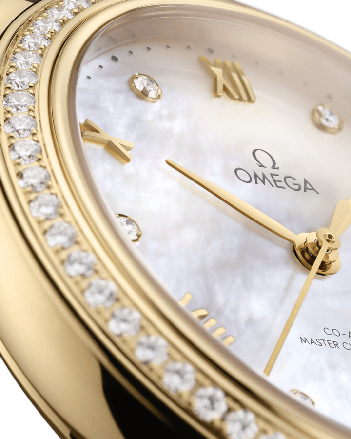 碟飞系列 典雅腕表 34毫米, 黄色18 k金表壳 搭配 皮表带 - 434.58.34.20.55.002 | OMEGA®