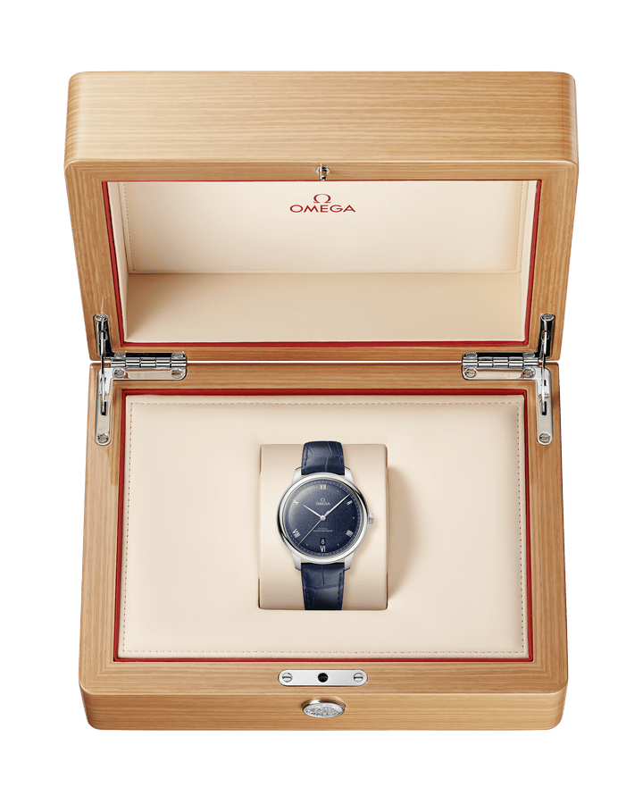 碟飞系列 典雅腕表 40毫米, 精钢表壳 搭配 皮表带 - 434.13.40.20.03.001 | OMEGA®